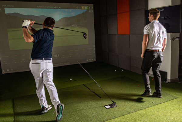 Golf Academy by Next Level Golf POWERED BY TRACKMAN